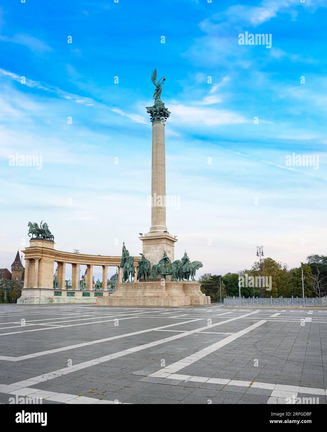 Heroes Square in Budapest, Hungary Stock Photo - Alamy