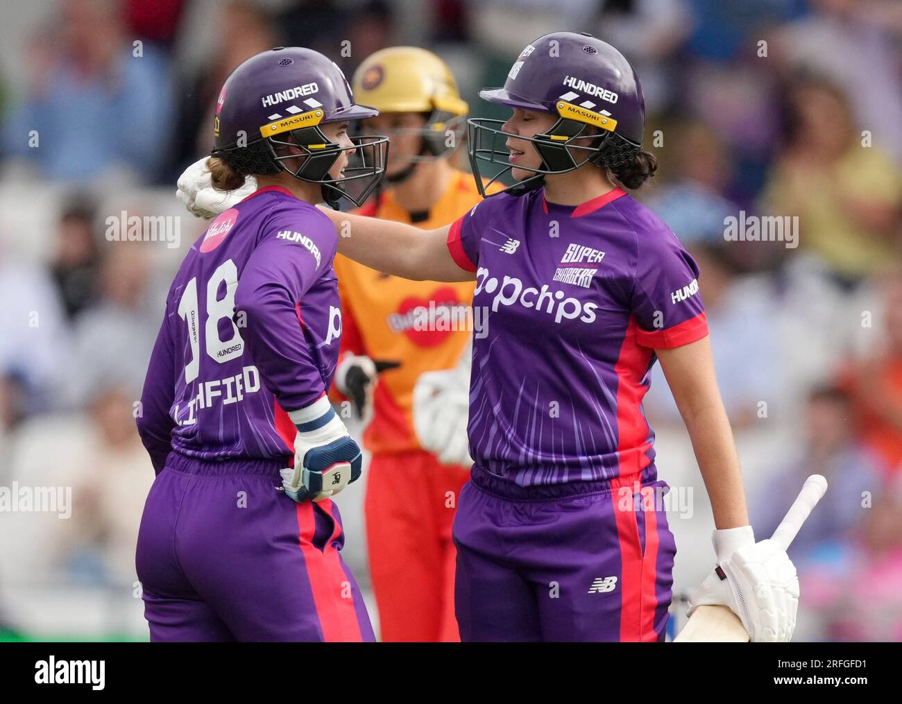 Northern Superchargers' Phoebe Litchfield (left) and Alice Davidson ...
