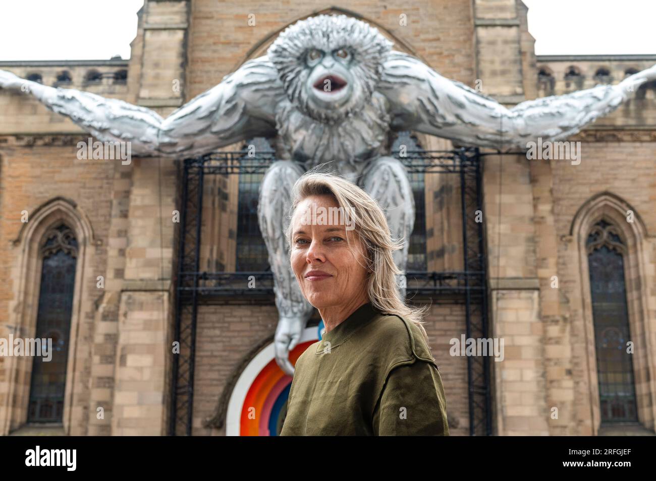 Australian Artist Lisa Roet poses with “Skywalker” – a massive ...