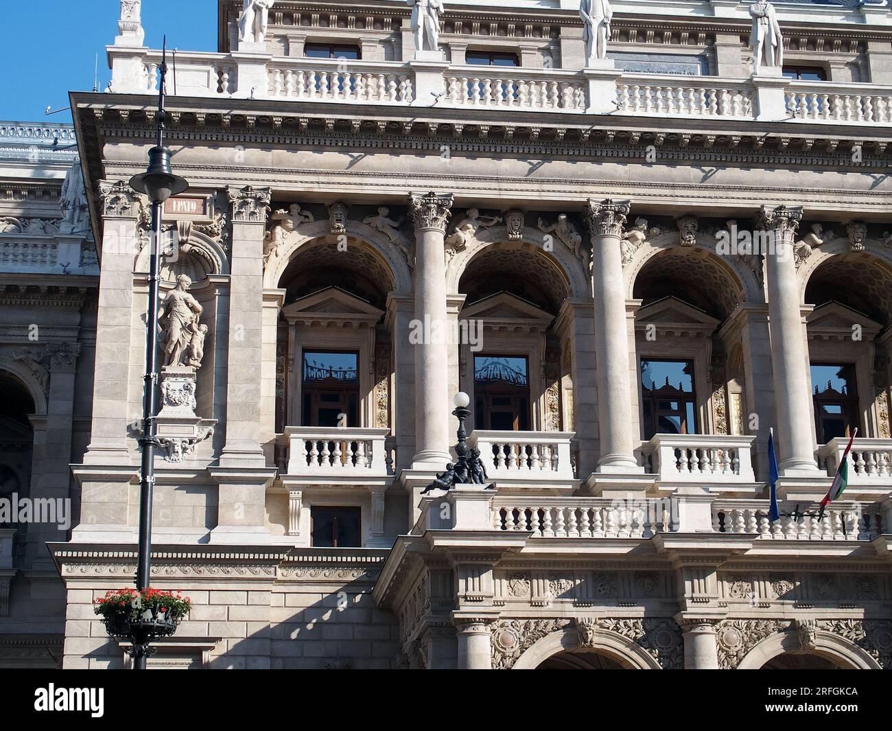 Hungarian State Opera House, Magyar Állami Operaház, neo-Renaissance ...