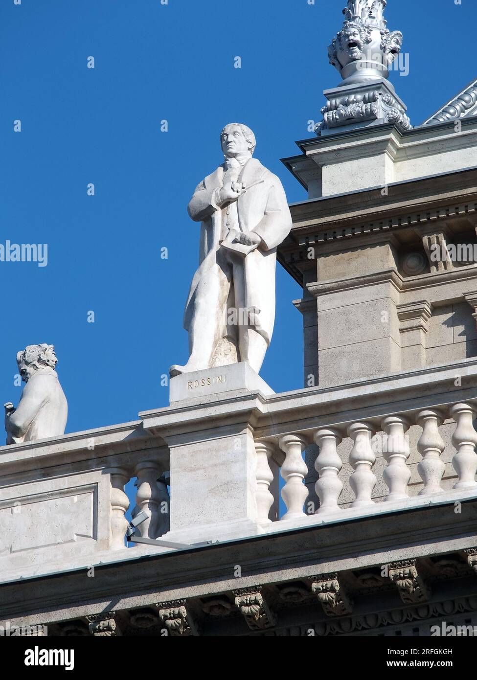 Hungarian State Opera House, Magyar Állami Operaház, neo-Renaissance ...
