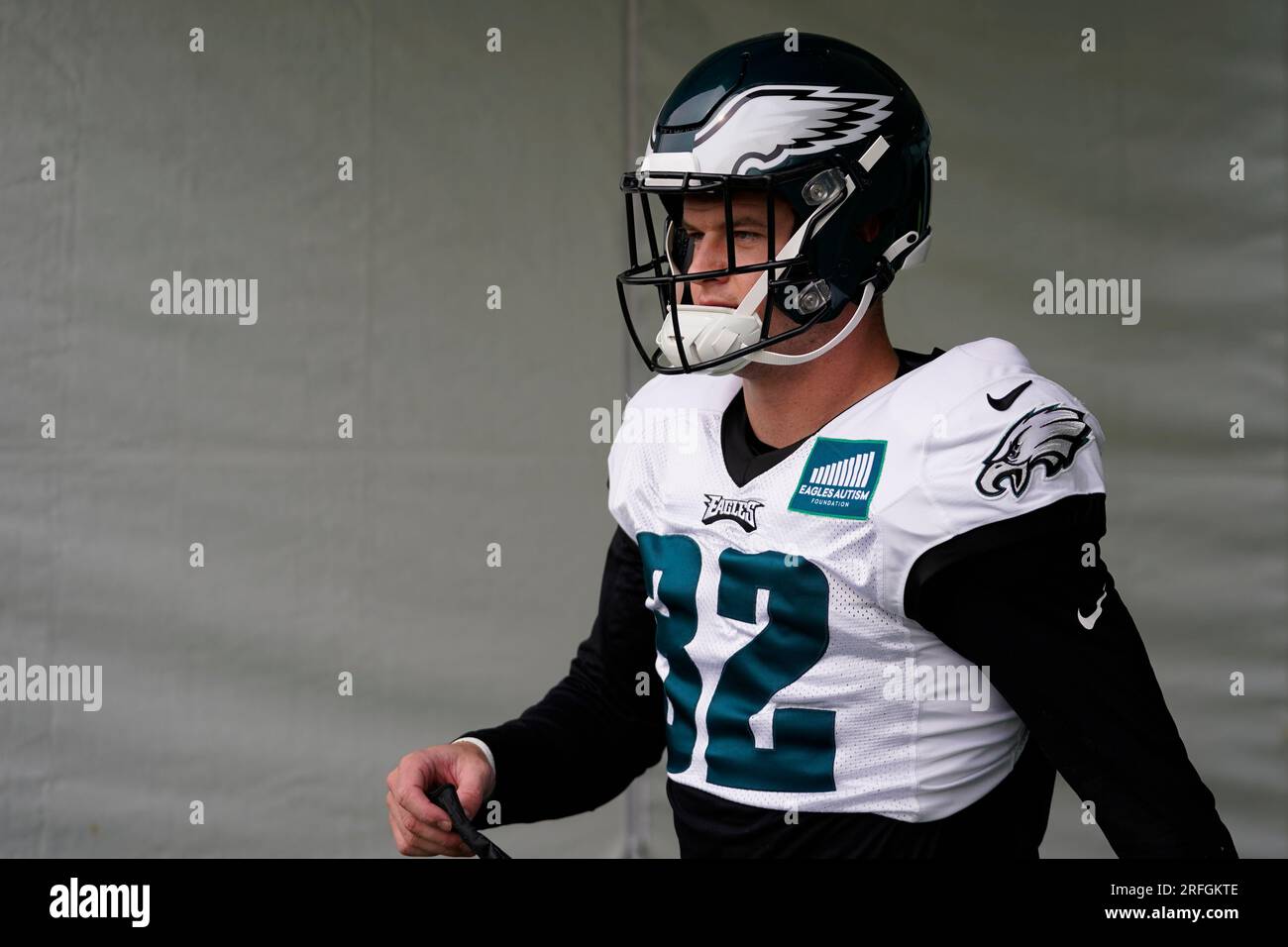 Philadelphia Eagles' Reed Blankenship walks to the field during the NFL ...