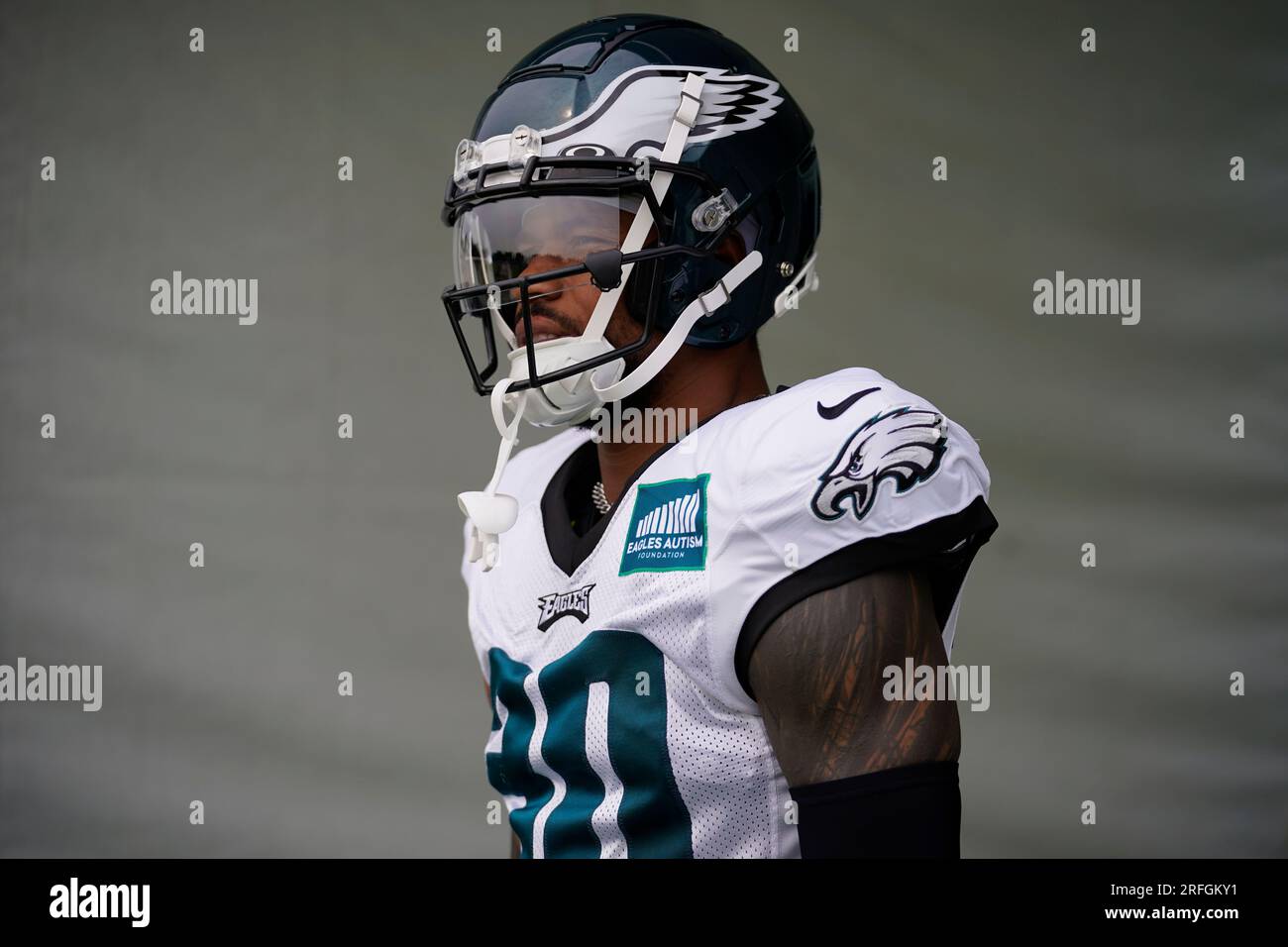 Philadelphia Eagles' Justin Evans walks to the field during the NFL ...
