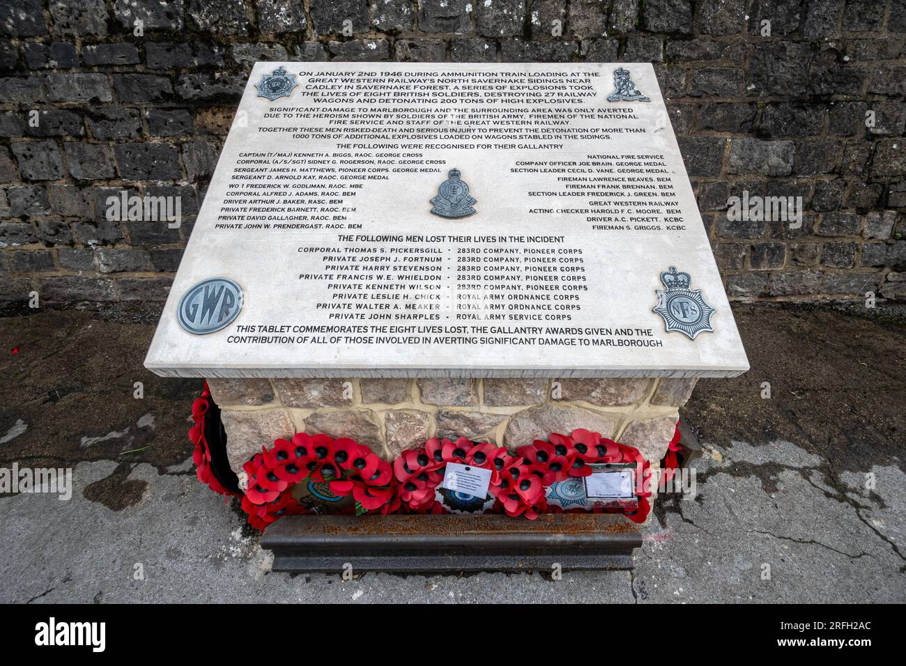 Savernake Forest explosion memorial tablet to honour eight men killed ...