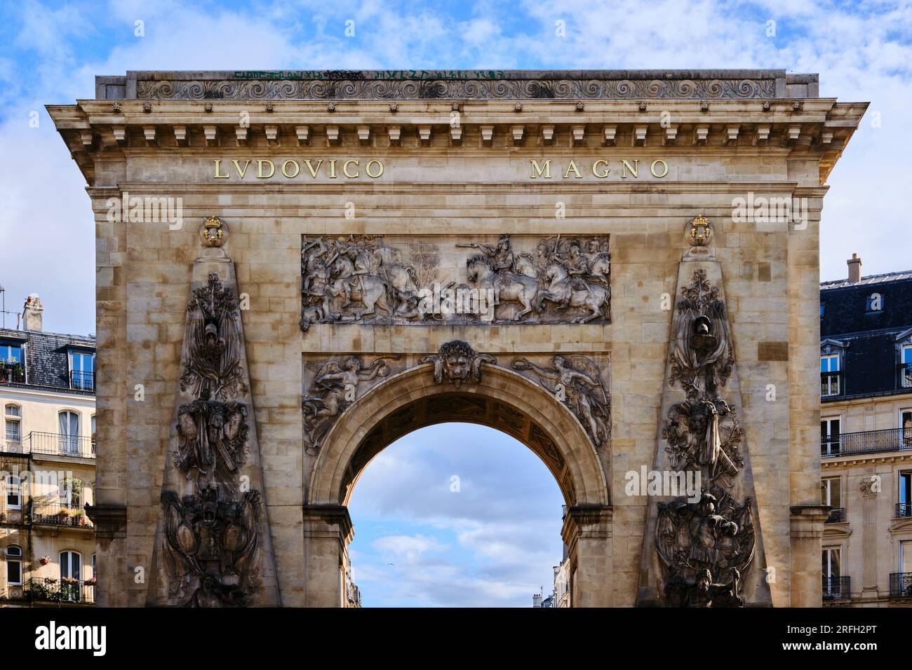 Paris saint denis gate hi-res stock photography and images - Alamy