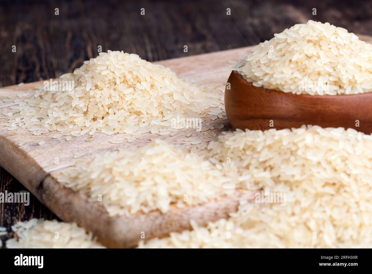 white ripe steamed rice, raw uncooked steamed rice for better taste and ...