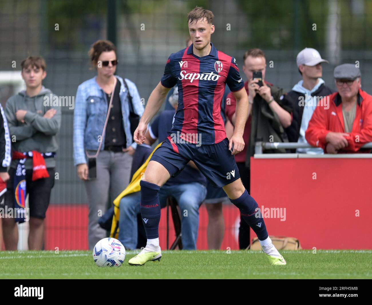 UTRECHT - Sam Beukema of Bologna FC during the friendly match between ...