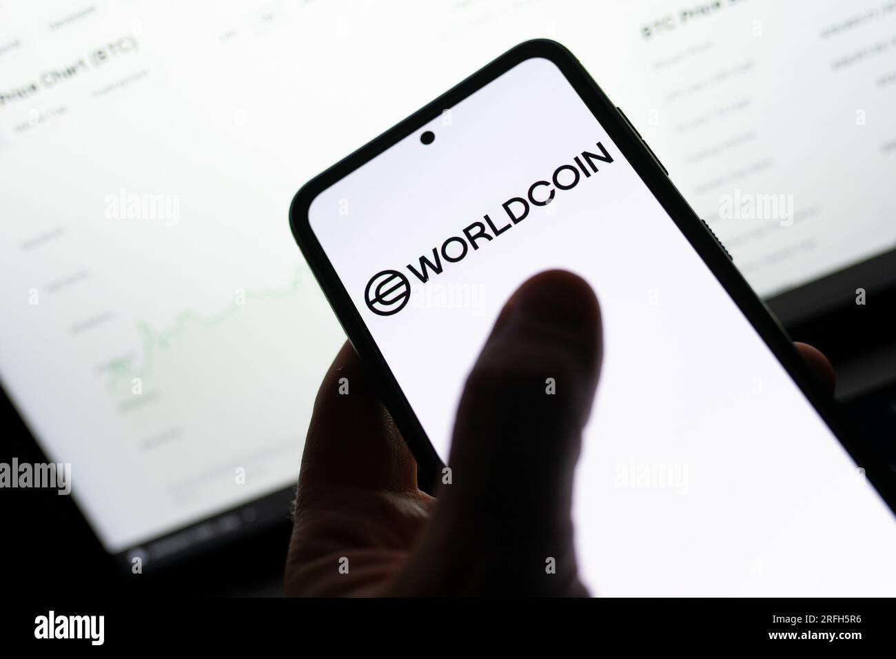 Worldcoin logo hi-res stock photography and images - Alamy