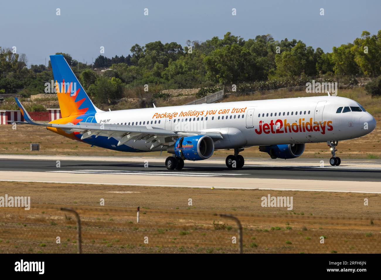 Jet2 Holidays Airbus A321-211 (REG: G-HLYF) one of around 20 flights of ...