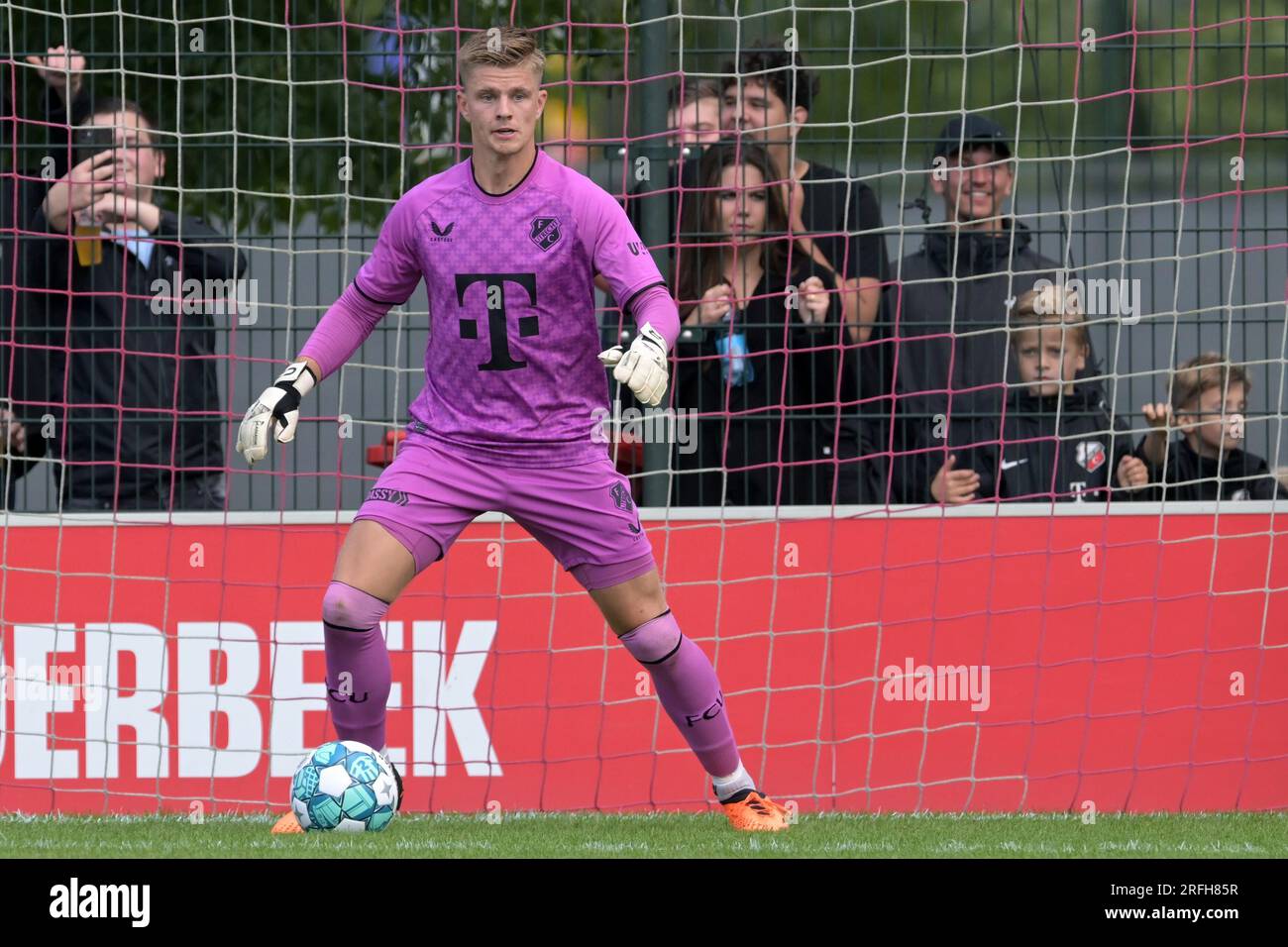 Utrecht goalkeeper hi-res stock photography and images - Alamy