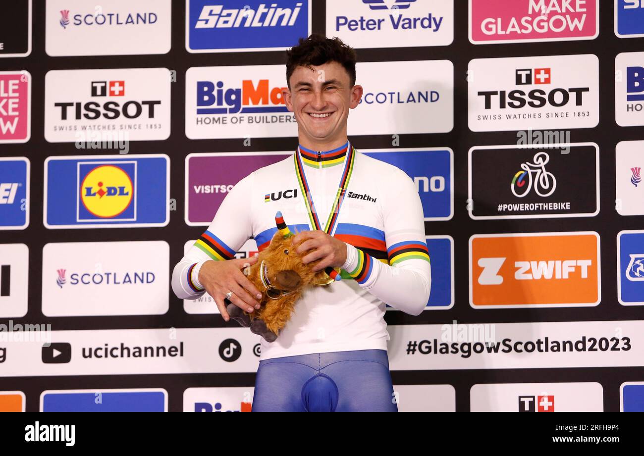 Great Britain's William Tidball poses with his gold medal after winning ...