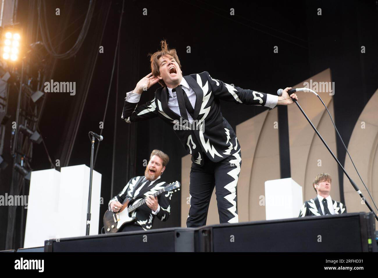 Guitarist Vigilante Carlstroem (Mikael Karlsson) (L) and Lead singer ...