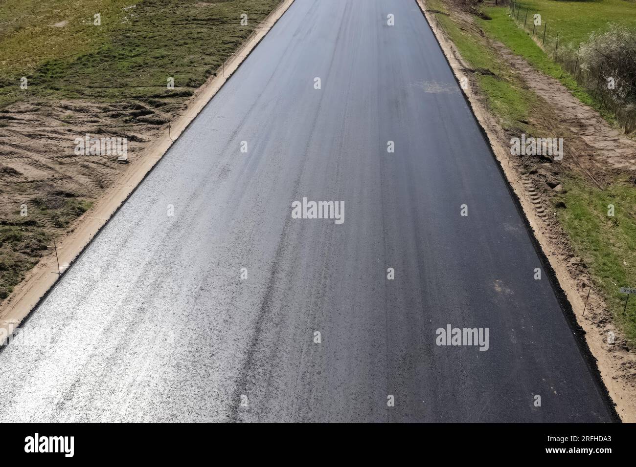 A new and completely empty road Stock Photo - Alamy