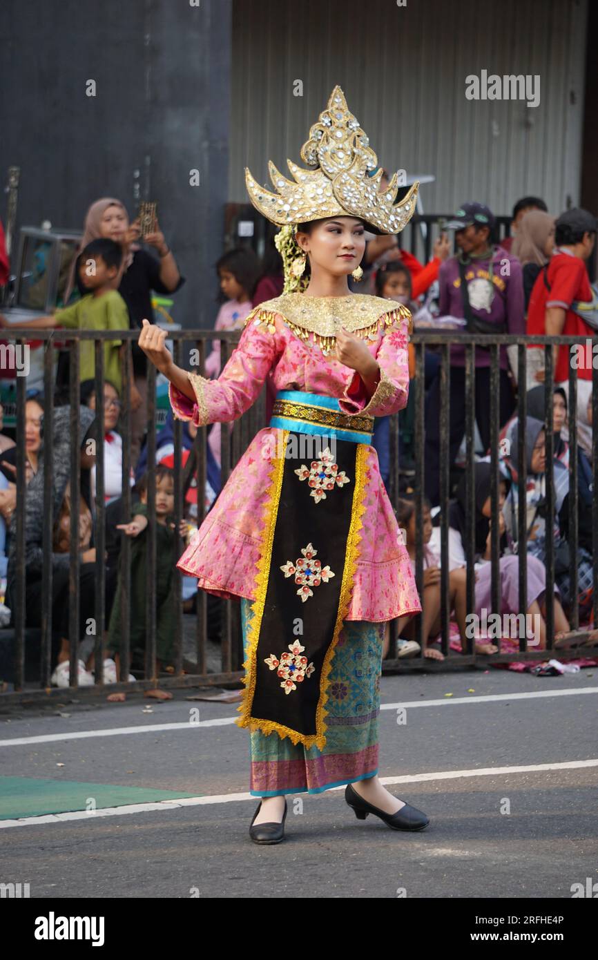 Bedana dance. This dance symbolizes friendship and association in ...