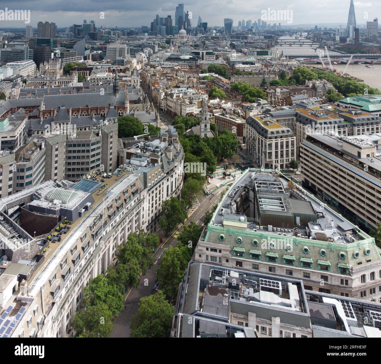 Strand Aldwych The pedestrianisation of Strand, A major new public ...