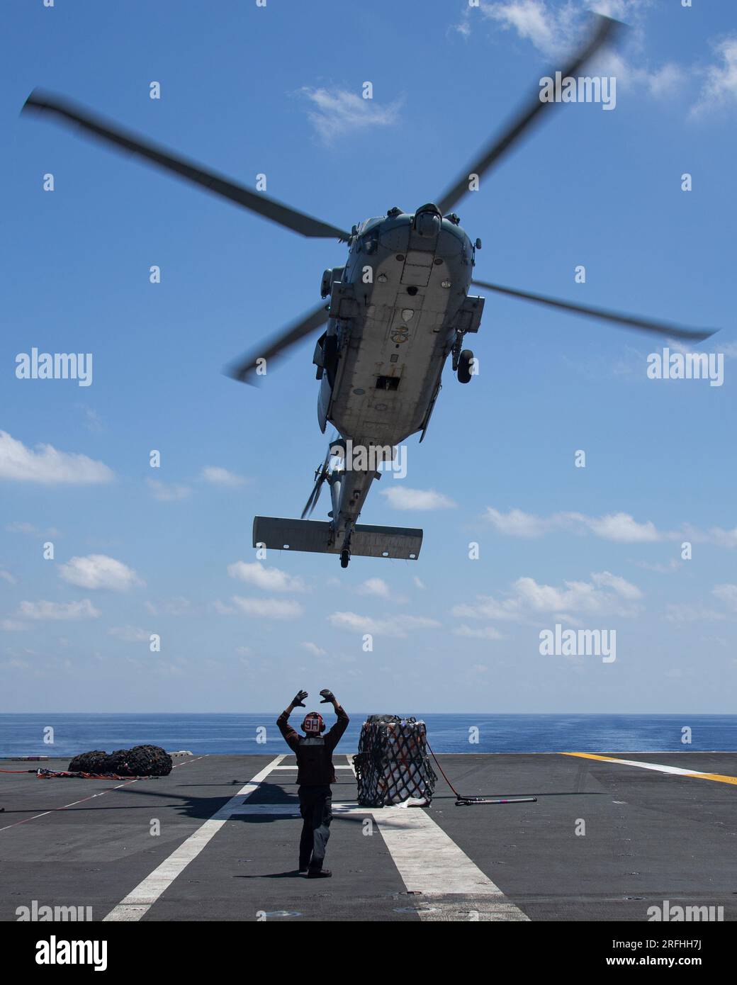 An MH-60S Sea Hawk, attached to the ÒTridentsÓ of Helicopter Sea Combat ...