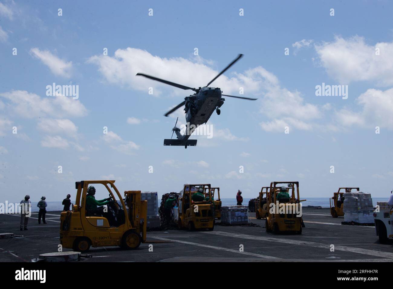 An MH-60S Sea Hawk, attached to the "Tridents" of Helicopter Sea Combat ...
