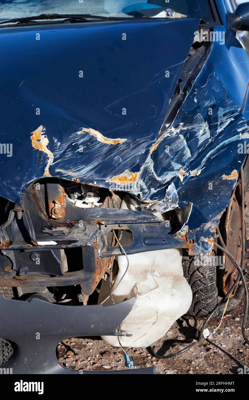 Accident car blue car body damage hi-res stock photography and images ...