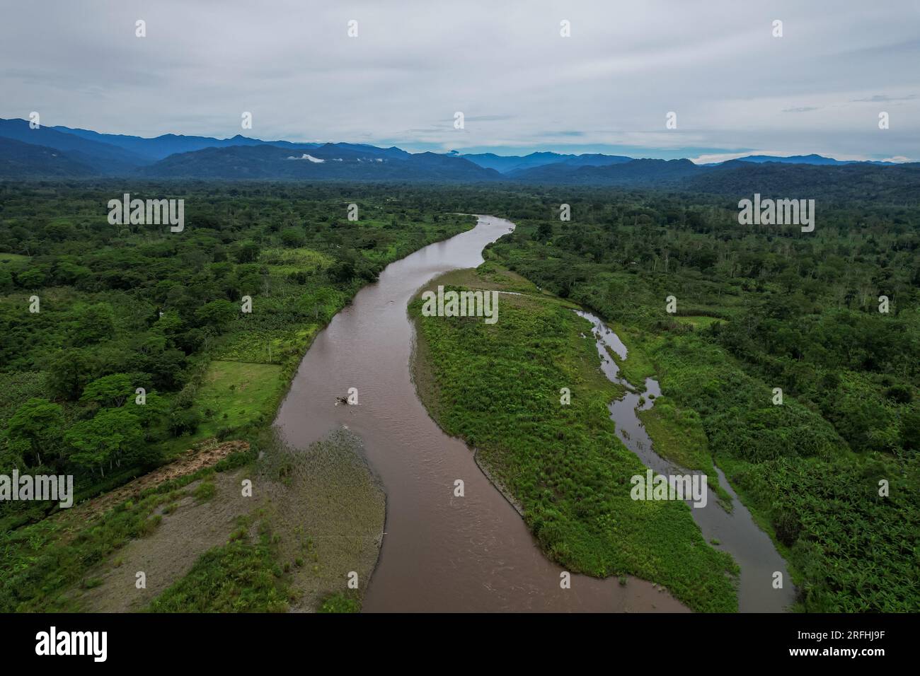 Beautiful aerial view of Bananito River in the Costa Rica Rainforest ...