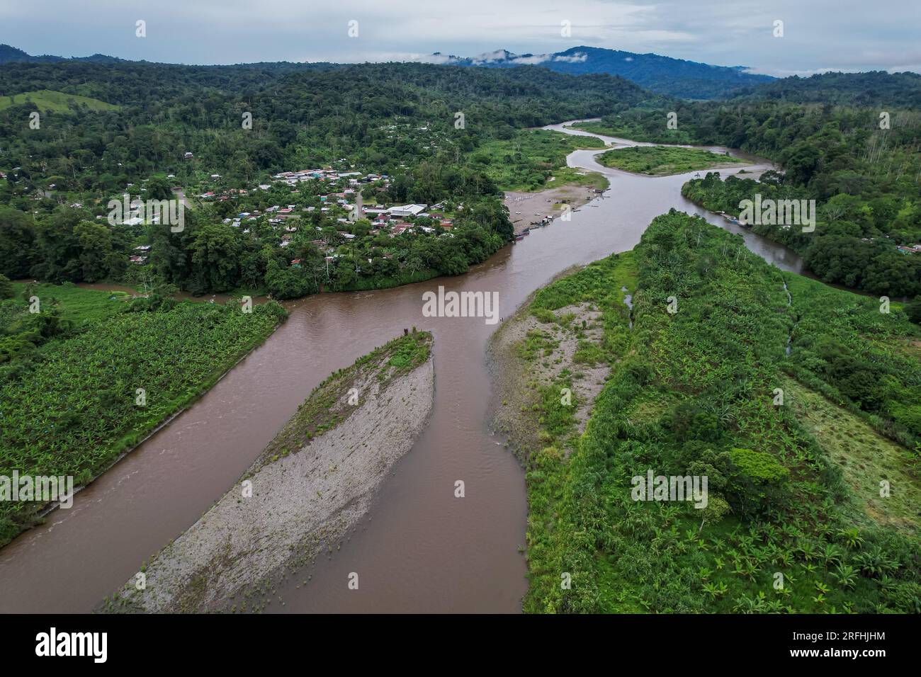 Beautiful aerial view of Bananito River in the Costa Rica Rainforest ...