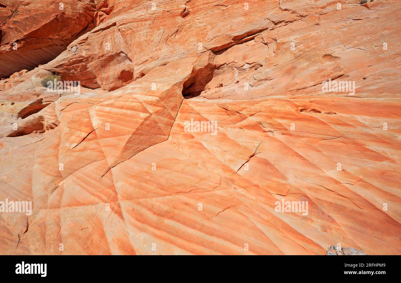 Orange cliffs with rhomb pattern - Valley of Fire State Park, Nevada ...