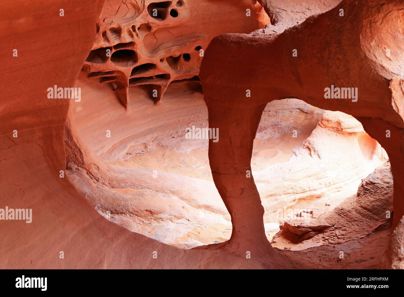 Windstone Arch - Valley of Fire State Park, Nevada Stock Photo - Alamy