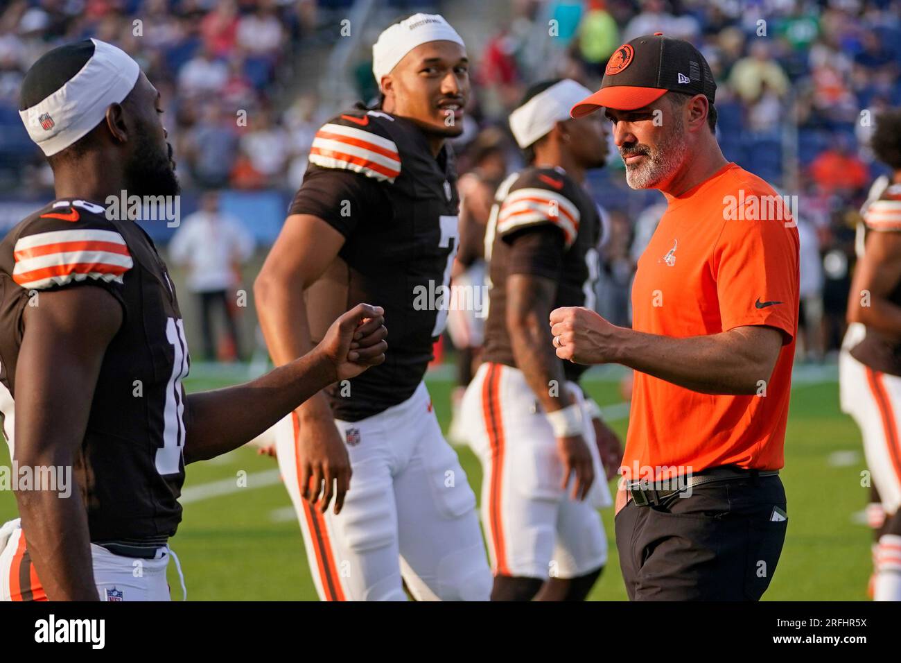 Cleveland Browns coach Kevin Stefanski, right, and wide receiver David ...
