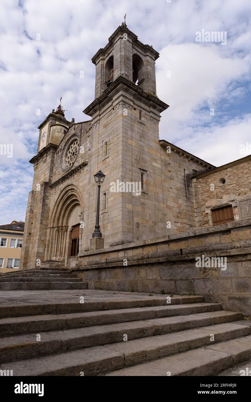 Iglesia de Santa María del Campo en Viveiro Lugo Stock Photo - Alamy