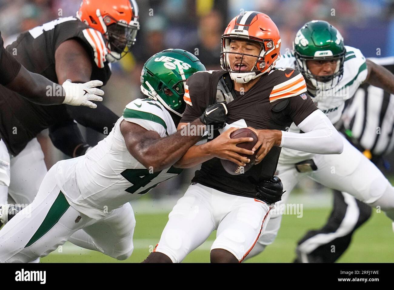 Cleveland Browns quarterback Kellen Mond is sacked by New York Jets ...