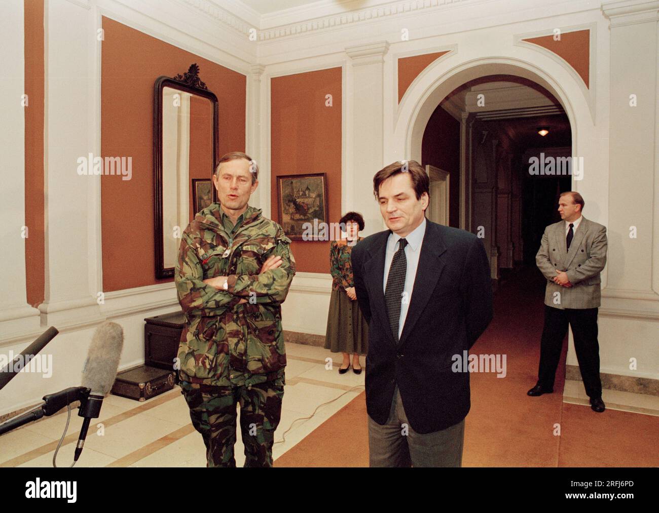 Lt. Gen. Sir Michael Rose, left, and Bosnian government Prime Minister ...