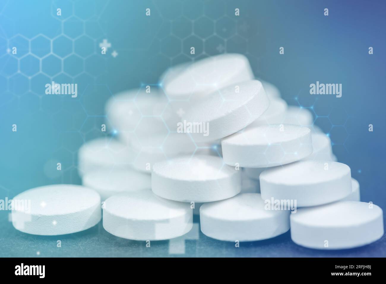 Pill manufacturing finance hi-res stock photography and images - Alamy