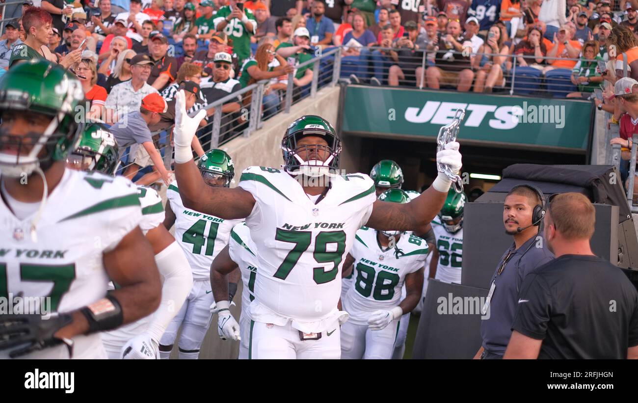 Tanzel smart hi-res stock photography and images - Alamy