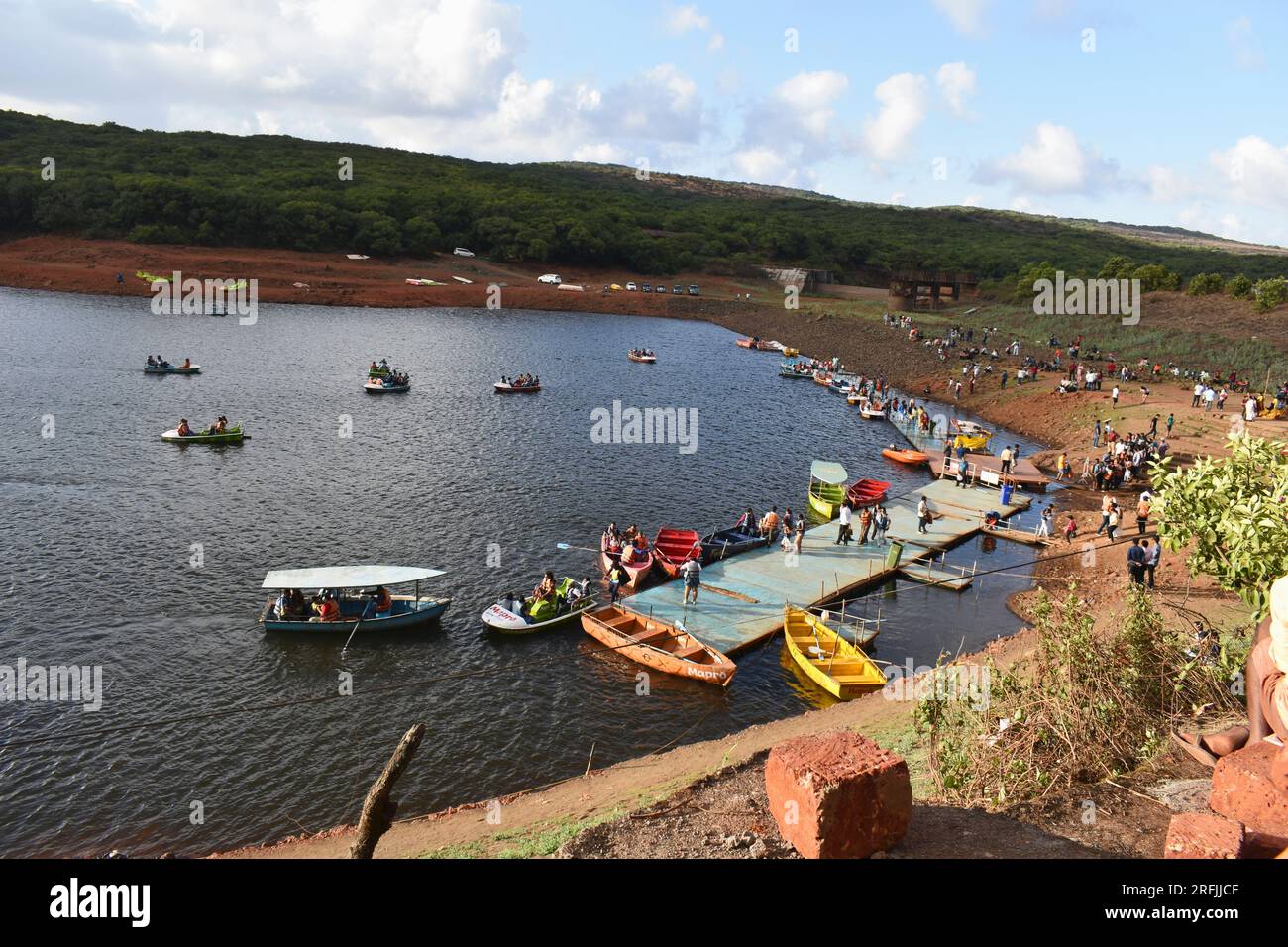 INDIA, MAHARASHTRA, MAHABALESHWAR, April 2023, Tourist at Venna Lake ...