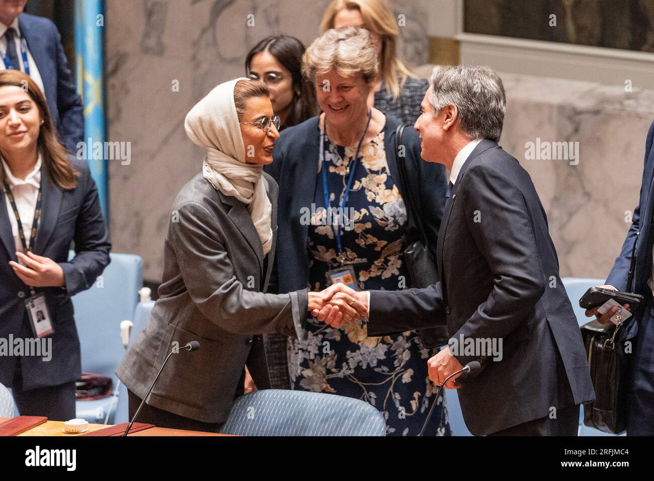 How arab greets hi-res stock photography and images - Alamy