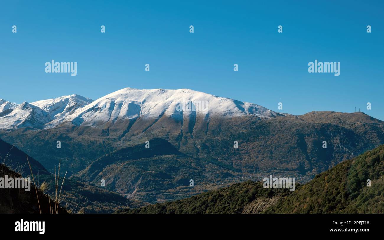 Pindus mountain range Greece. Snowy peak of Pindos misty mountain ...