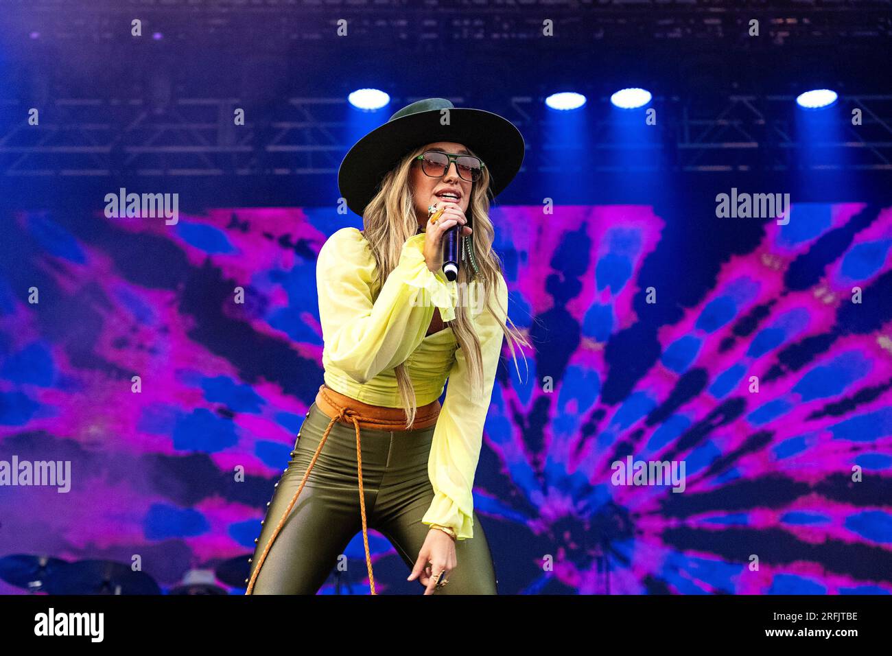 Lainey Wilson performs on day one of the Lollapalooza Music Festival on ...