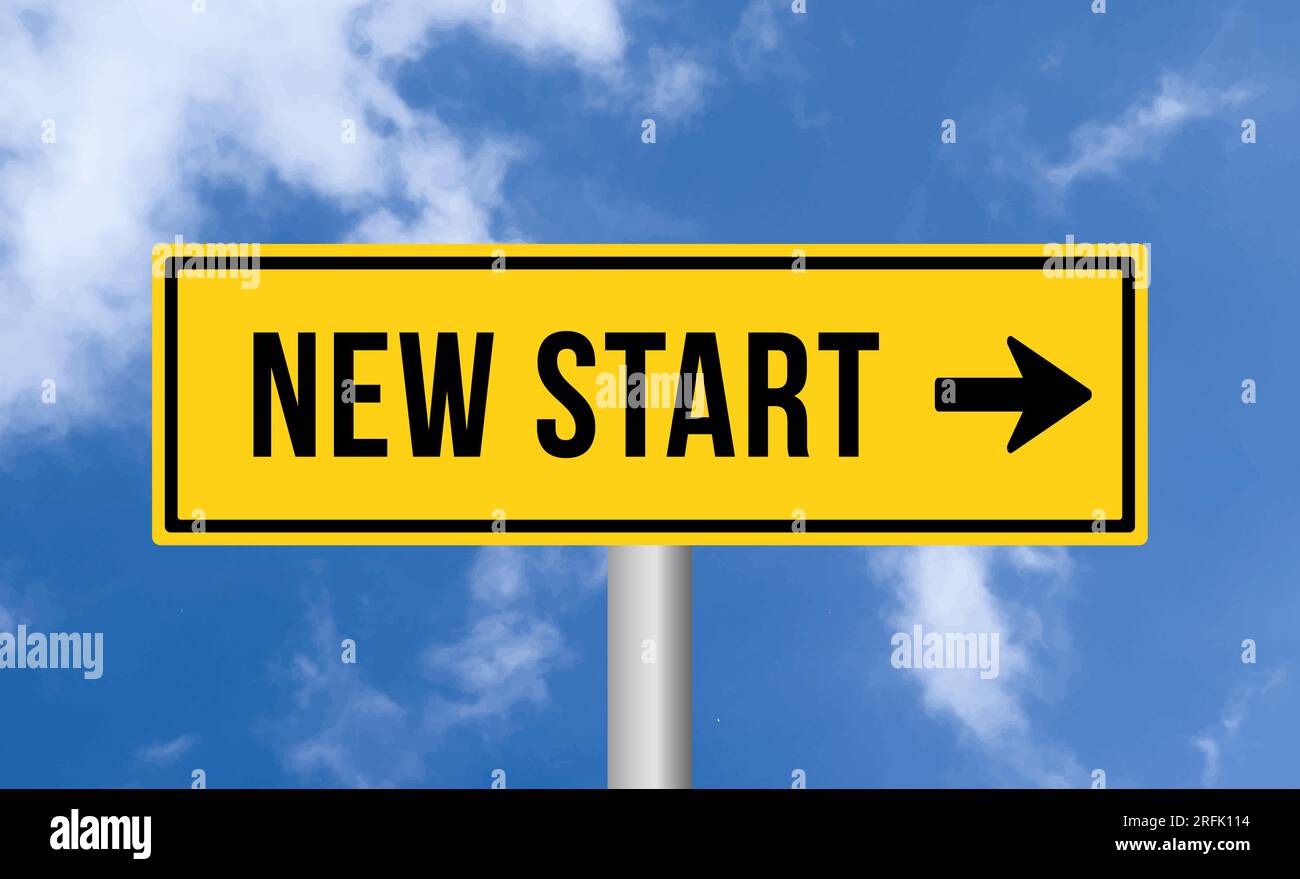 New start road sign on cloudy sky background Stock Photo - Alamy