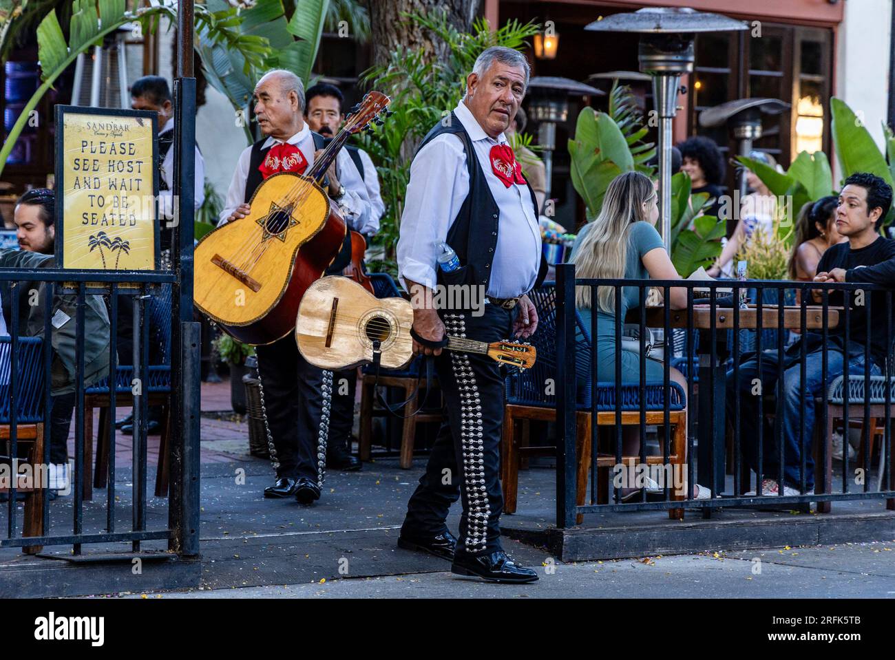 Musicians playing in mariachi band hi-res stock photography and images ...