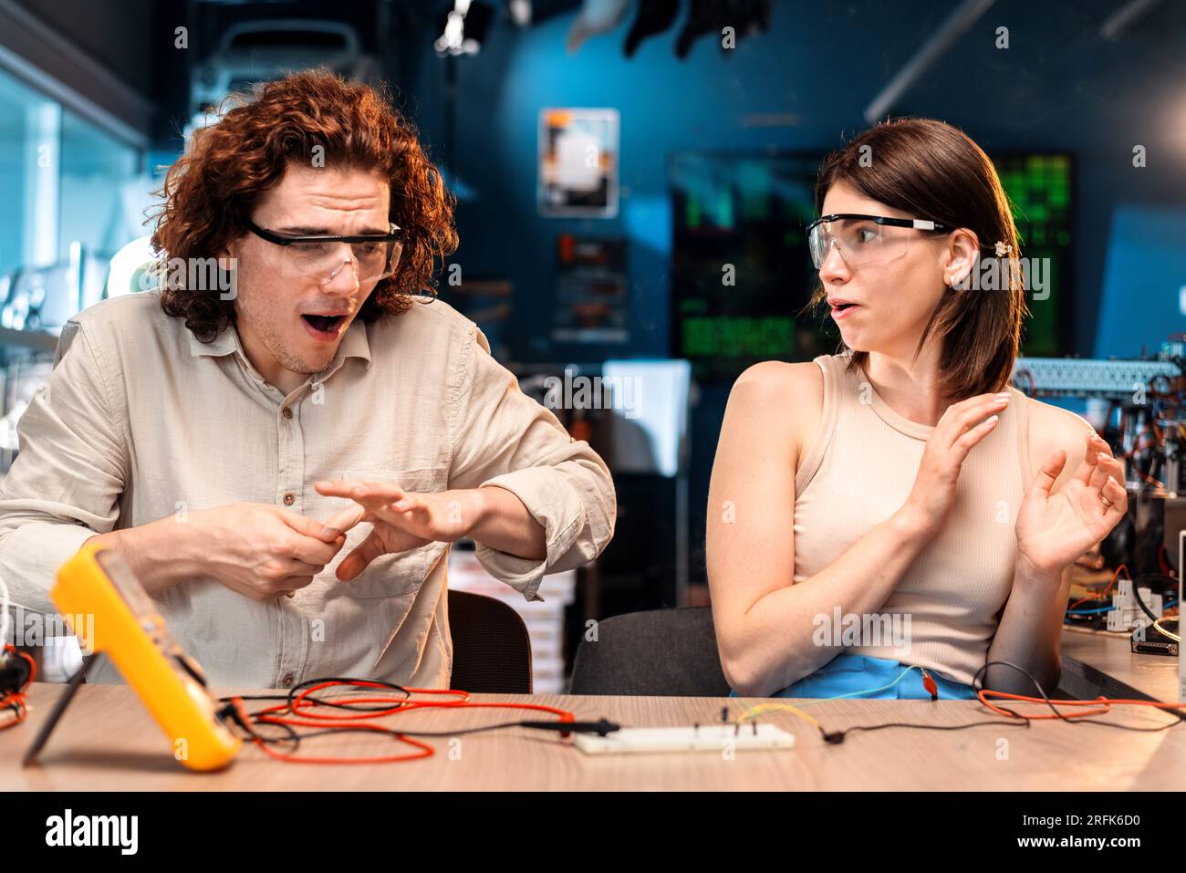 Laboratory tools hi-res stock photography and images - Alamy