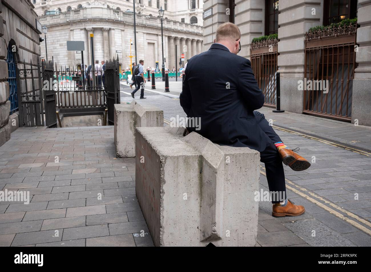 Opposite bank of england hi-res stock photography and images - Alamy