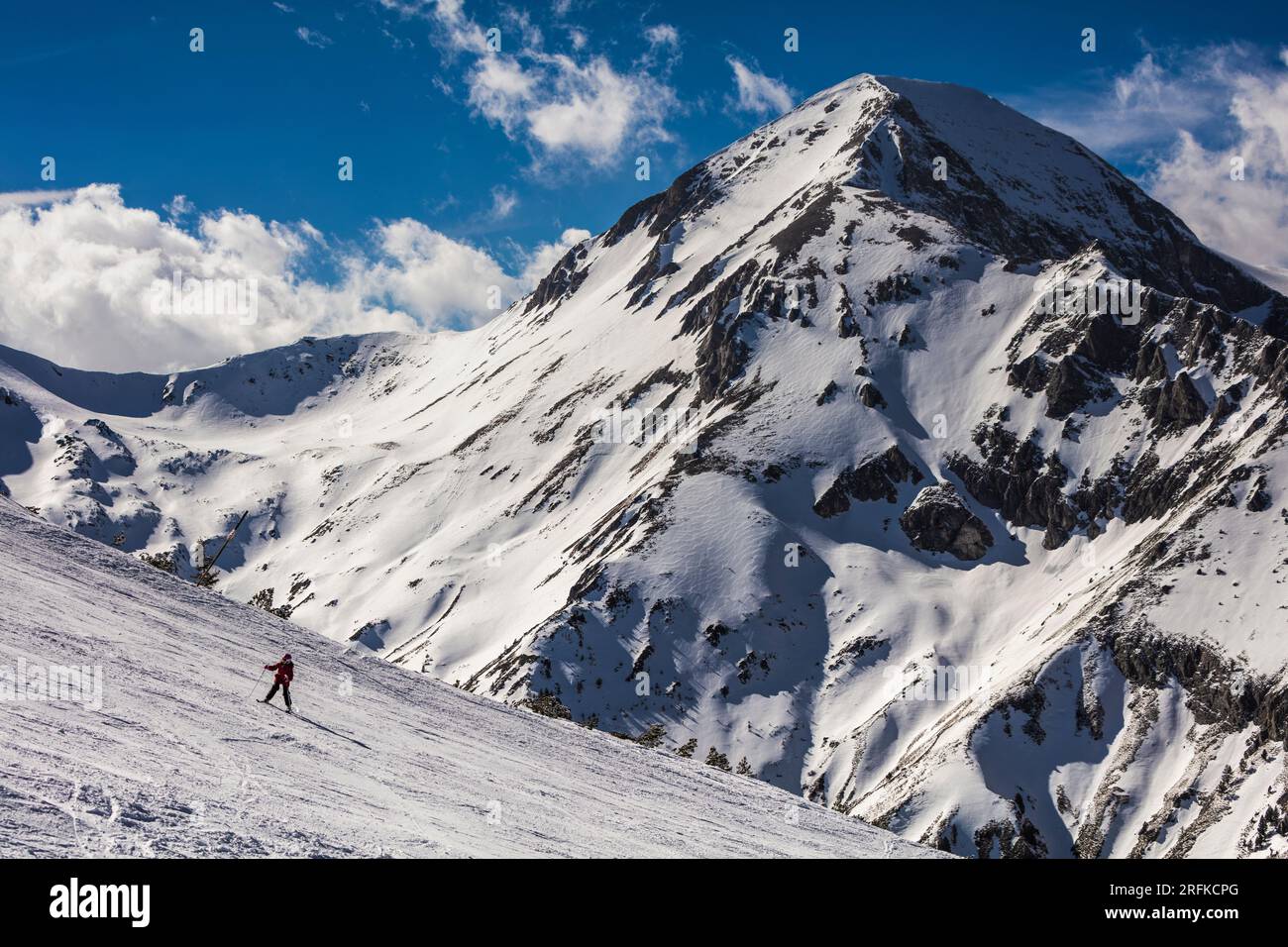 Ski area of Bansko resort in Pirin Mountains Stock Photo - Alamy