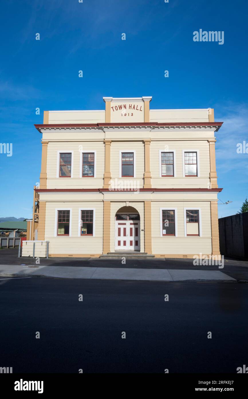 Taranaki inglewood hi-res stock photography and images - Alamy
