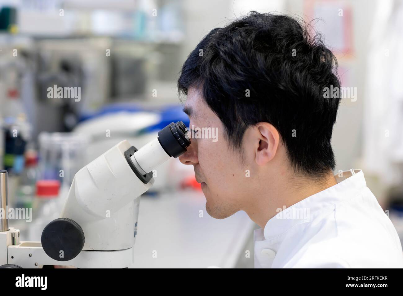 Chinese science hi-res stock photography and images - Alamy