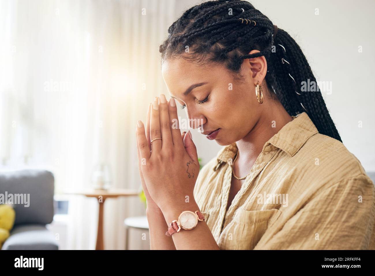 Woman praying god hi-res stock photography and images - Alamy
