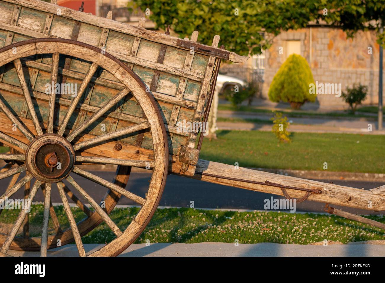 Old spanish "Castilian" cart that was used for agricultural work ...