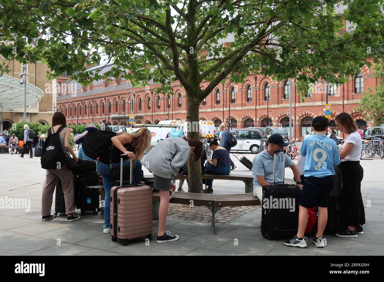 Battle Bridge Place at the heart of London Kings Cross St Pancras: a ...