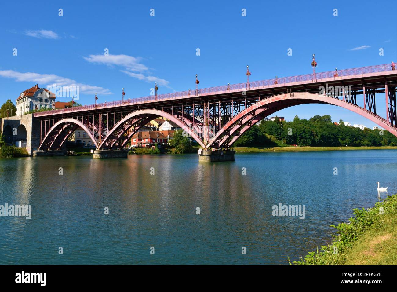 View of Glavni most bridge over Drava river in Maribor, Stajerska, Slovenia Stock Photo - Alamy