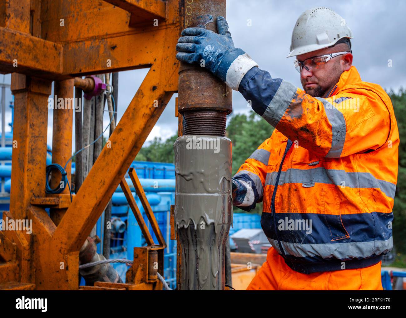 Thermal bore hi-res stock photography and images - Alamy