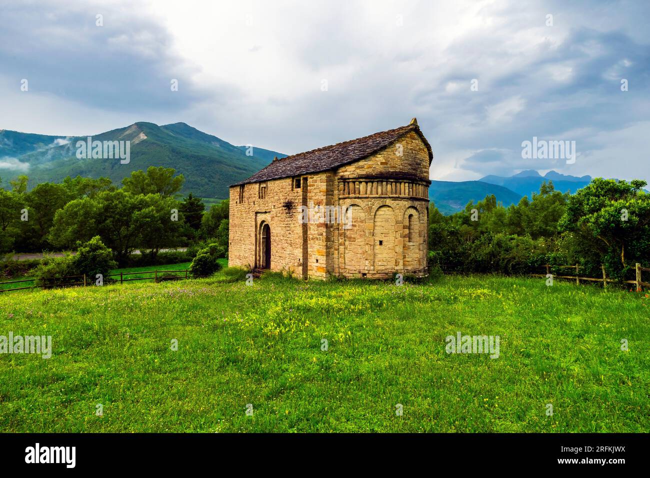Mozarabic architecture hi-res stock photography and images - Alamy