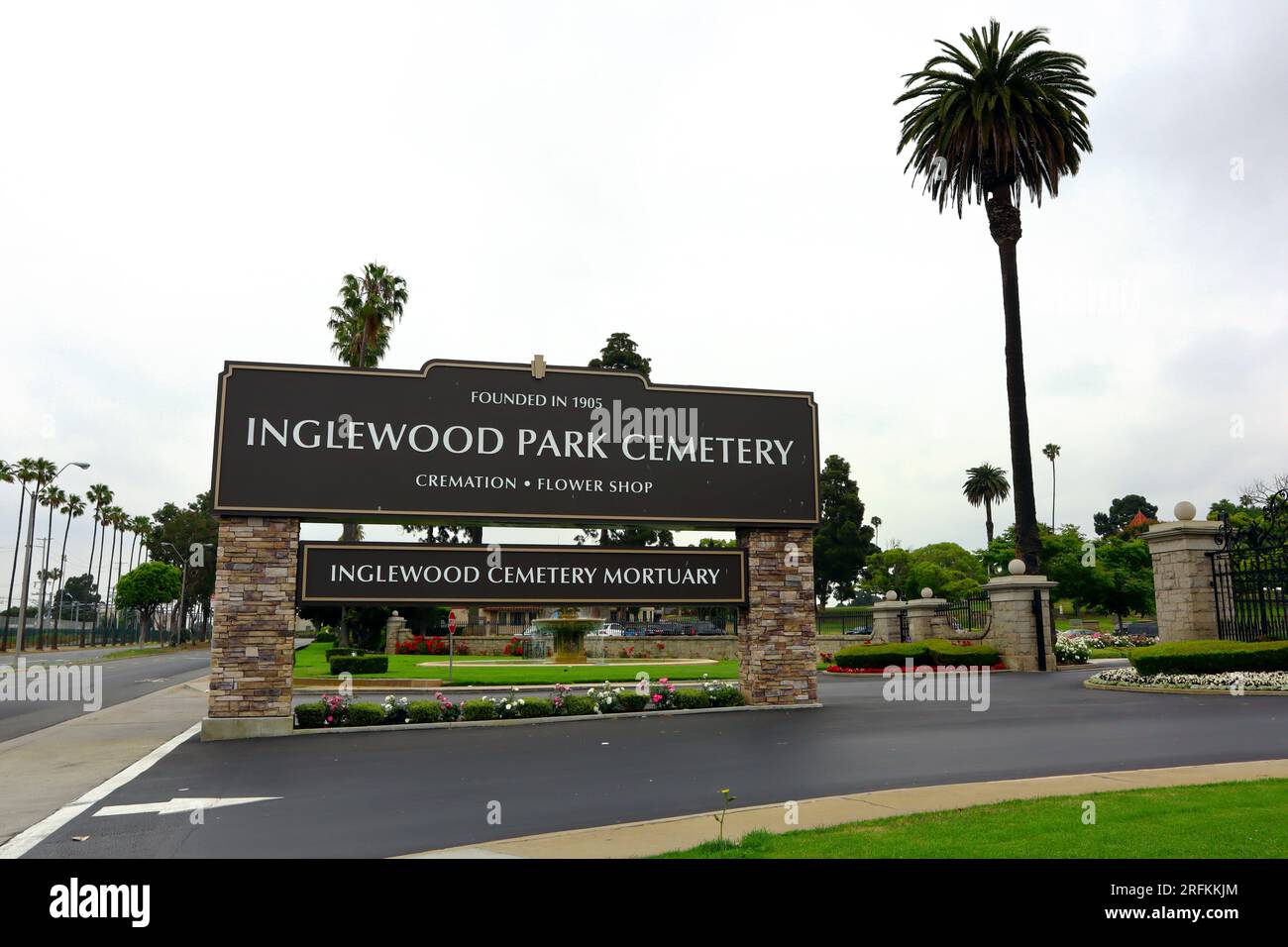 Inglewood (Los Angeles), California: Inglewood Park Cemetery and ...